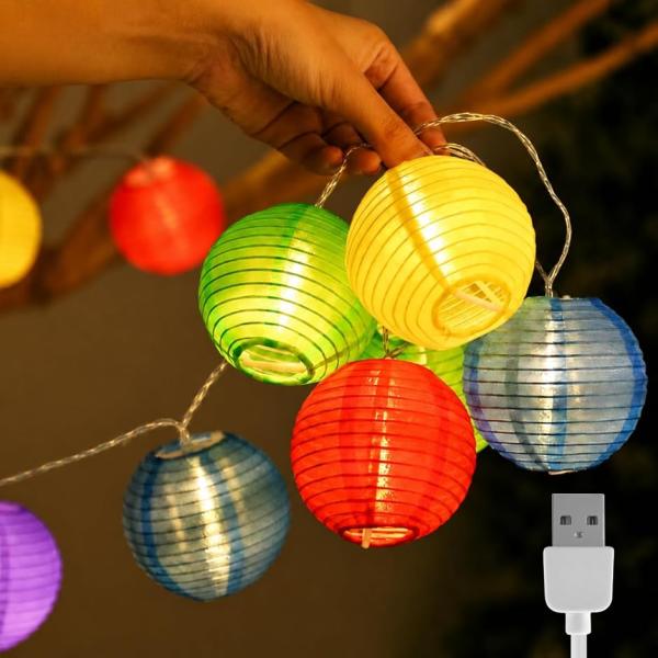 「圧倒的なボリューム」全長6m・40個の提灯が連なるLEDガーランド。夏祭り・七夕・縁日・イベント会場・店舗装飾など、幅広いシーンで会場全体を華やかに彩ります。「挿すだけで簡単設置」USB給電式だから特別な工事や配線不要。モバイルバッテリー...