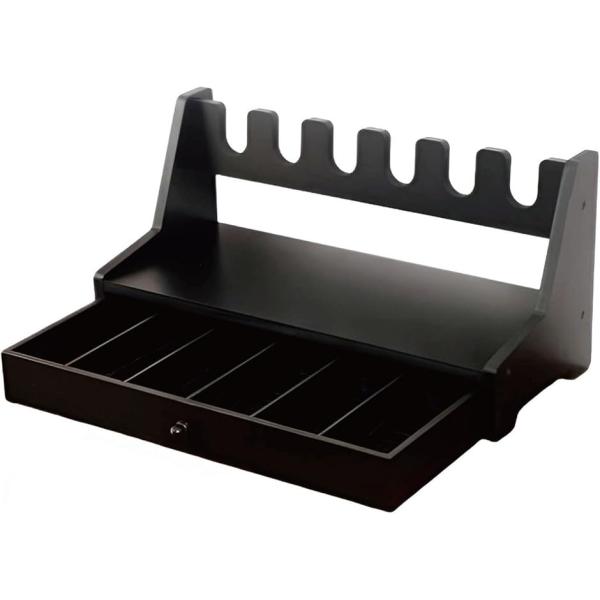 バリエーションコード : 2BR0YJ286T置き場に困っていたハンドガンやモデルガンを、まるでショップのショーケースのように美しくディスプレイできる木製ガンラックです。黒を基調とした落ち着いたデザインは、自慢のコレクションを引き立て、書斎...