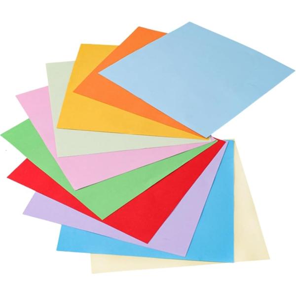 「特大サイズ25x25cmの両面カラー折り紙」 通常のおりがみより大きい特大サイズ。折っても裏が白くならない同色両面カラー仕様で、作品の完成度がぐっと高まります。「10色・大容量100枚セット」 パステル系から暖色・寒色までバランスよく10...