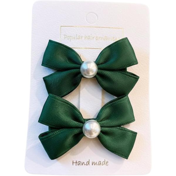 バリエーションコード : 2BRDWQRKGC「型崩れしにくく美しい形をキープする高品質リボン」しっかりとした張りのある素材を使用しているため、長時間装着しても型崩れしにくく、リボンの綺麗なシルエットを長く保つことができます。シンプルながら...