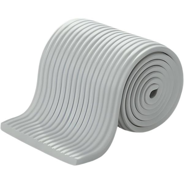 バリエーションコード : 2BRDYS1S66「空間になじむ、ぶつかり対策の新定番」 角や家具の縁に沿って貼るコーナーガード発想のウォールクッションテープです。波型タイプのデザインで、家の中の出っ張りを目立たない印象に整えます。白やグレーと...