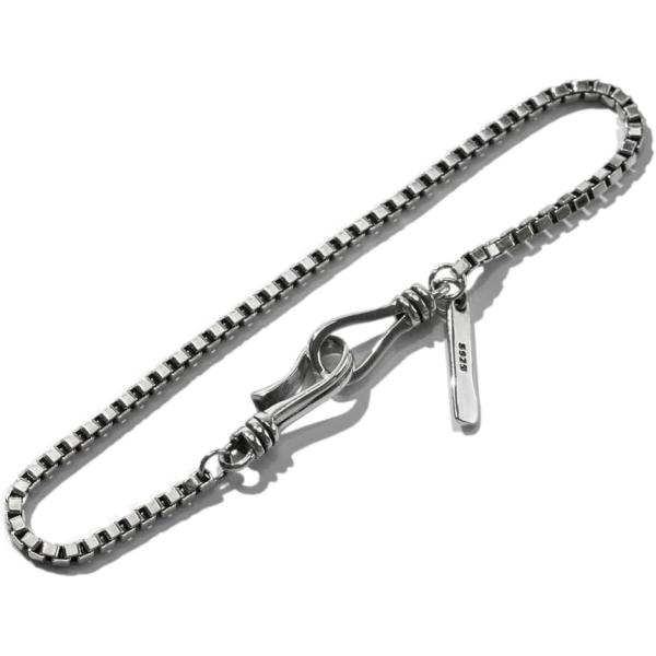 素材：シルバー925（スターリングシルバー）刻印：S925刻印ありサイズ：18cm　手首の太さ＋2cmを目安にお選びください大きさ：ベネチアンチェーン（太さ約2mm）、総重量：約4g対象：メンズ / レディース（男女兼用）細身で主張しすぎず...