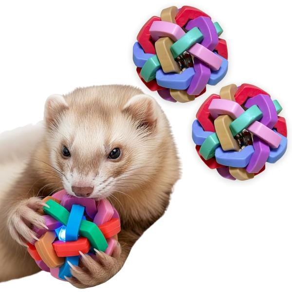 バリエーションコード : 2BRHYSGG5S鈴入りで興味を引きつけるカラフルボール_明るい色と内部の鈴がフェレットの狩猟本能を刺激し、転がす・くわえる・追いかけるといった多彩な遊びを引き出します。軽快な鈴の音で、フェレットが夢中になるだけ...