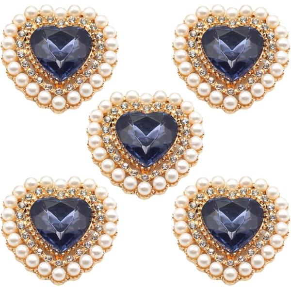 バリエーションコード : 2BRICPW2TWハート型デザインのビジューパーツ。作品のワンポイントに最適約26x27mmの程よいサイズでデコや装飾に使いやすい推し活グッズやハンドメイド作品を華やかに演出接着・縫い付けなど用途に合わせて使える...