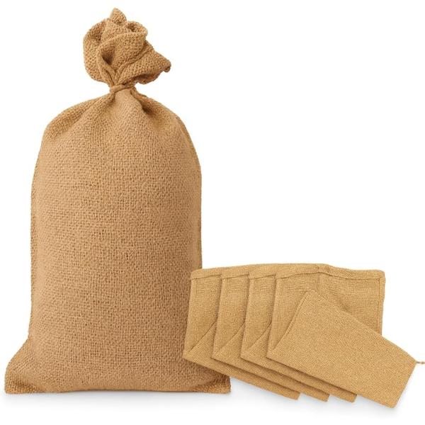 バリエーションコード : 2BRIQHRVR5「丈夫で長持ち」厚手の麻素材を100%使用しているため、破れにくく繰り返し使えます。重い土や砂利を入れても安心。ガーデニングでの土のう袋としてはもちろん、DIYやアウトドアでの資材運搬にも最適で...