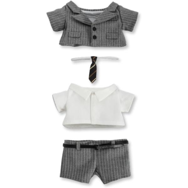 バリエーションコード : 2BRJ10TX2C「スタイリッシュな縞模様（ストライプ）」 20cmサイズのぬいぐるみのために仕立てられた、洗練された印象のストライプ柄のスーツです。クールで大人っぽい縞模様が、ぬいぐるみをよりスタイリッシュで魅...