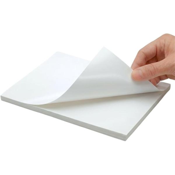 「両面剥離紙」両面が剥離紙となっているため、表裏で別の作品やプロジェクトを並行できます。業務用としても、試作品と完成版を一枚で管理でき、貼り替え頻度の高い作業もテンポ良く進みます。「カットしやすい」薄手でカッター・プロッタの刃通りが良好。細...