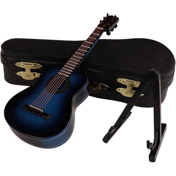 全長10cmの本格的ギターモデルは、木製ミニチュアギターならではの温かみがあり、ドールハウス 小物やフィギュア用としても重宝します。ライブステージを模したジオラマを彩る、精巧なミニチュア楽器です。青のギターが印象的なこのミニチュアギターセッ...