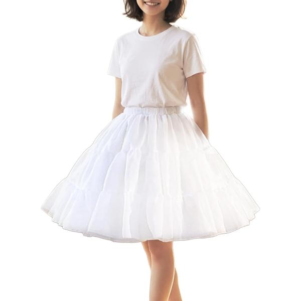 バリエーションコード : 2BRFV0OY0T「ふんわり広がる理想のAラインシルエット」 2層のチュールと裏地の3層のフリルデザインが、自然なボリュームと上品な広がりを演出。腰回りにはチュールを使用していないため、ごわつかずスッキリとした美...