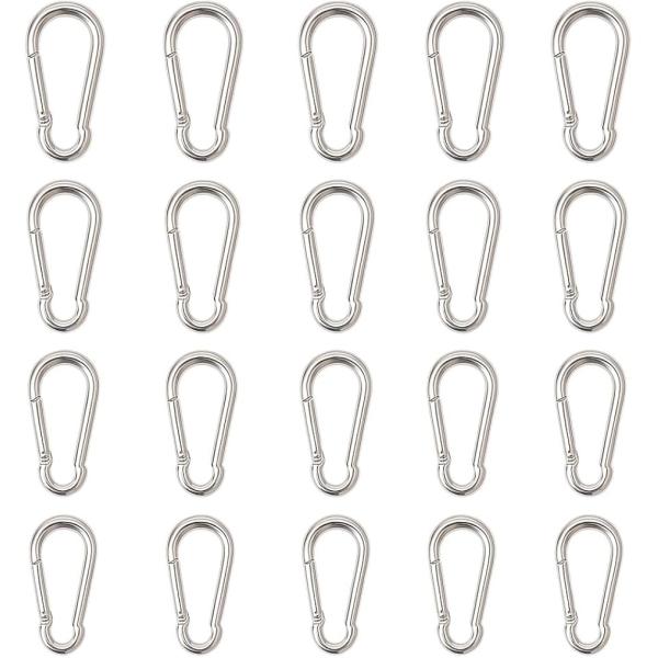 「防サビ・耐食性に優れた設計」 カラビナ表面は防サビ加工を施しており、雨など水気に触れても錆びにくく変化しにくい設計となっています。キャンプや釣りなどアウトドアシーンやマリンスポーツなど様々なシーンでお使いいただけます。「高強度・軽量タイプ...