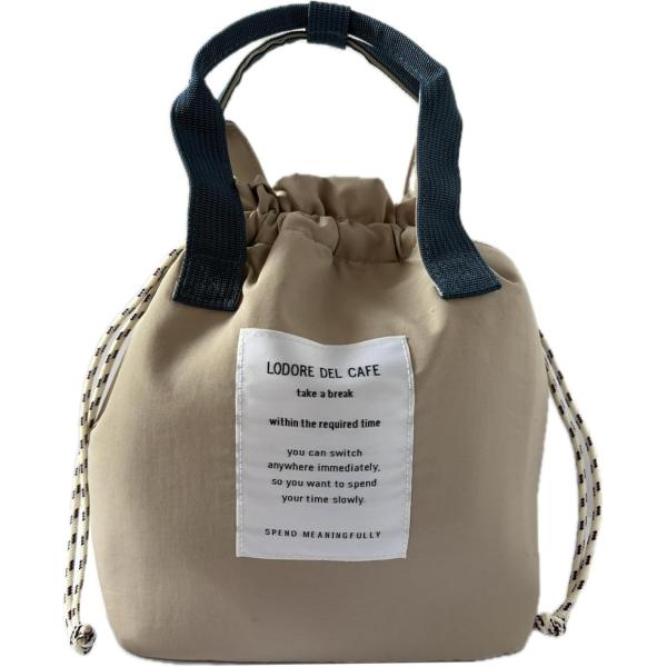 バリエーションコード : 2BJPKLXFHH「本体カラー」 「サイズ」口部幅31x底マチ部奥行15x本体高27cm　「材質」本体＞ナイロン　裏地＞ポリエステル(保冷素材)　「原産国」CHINA保冷・保温・軽量で便利なランチバッグ。内側にメ...