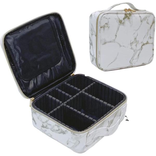 「旅先でも美しさをキープ」PreQruoo 旅行用コスメケースは、大容量収納バッグで化粧品収納もメイクブラシ収納もラクラク。仕切り付き収納で整理整頓しやすく、防塵仕様＆衝撃吸収ポーチで安心。自立型コスメバッグだからホテルでも使いやすく、ホワ...