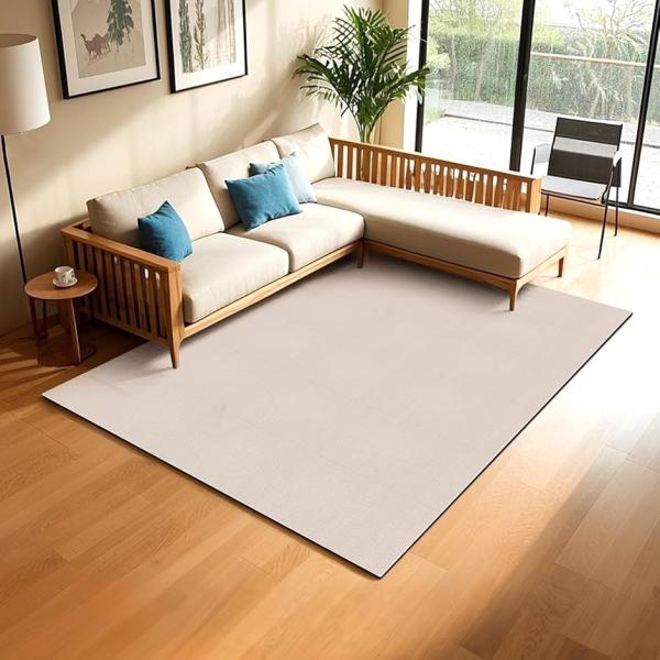 バリエーションコード : 2BU2VOC1JK1.「8mm厚みで床のストレスを軽減」ペットの走り回る音、冬場の冷たいフローリング、長時間立つことの疲れ――CELIONのジョイントマットは、8mmの厚みでこうした日常の悩みに応えます。適度なク...