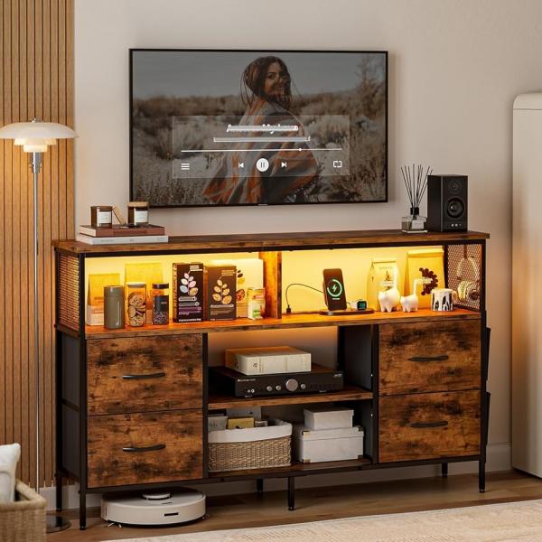 バリエーションコード : 2BUQ84VLD9「暮らしに馴染むシンプル設計」天板には高級感あふれる木目調仕上げを採用。不織布製の柔らかな質感の引き出しと、スリムなスチールフレームの組み合わせで、どんなインテリアにも自然に溶け込みます。和室に...