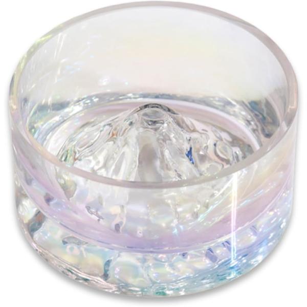 バリエーションコード : 2BU5GP1V45「富士山型水入れ」底部が上昇し、富士山の形になるデザインのハムスター用水入れ。水を入れると幻想的に浮かび上がり、ペット用品でありながらアートのような魅力があります。「高級感のあるクリスタルガラス...