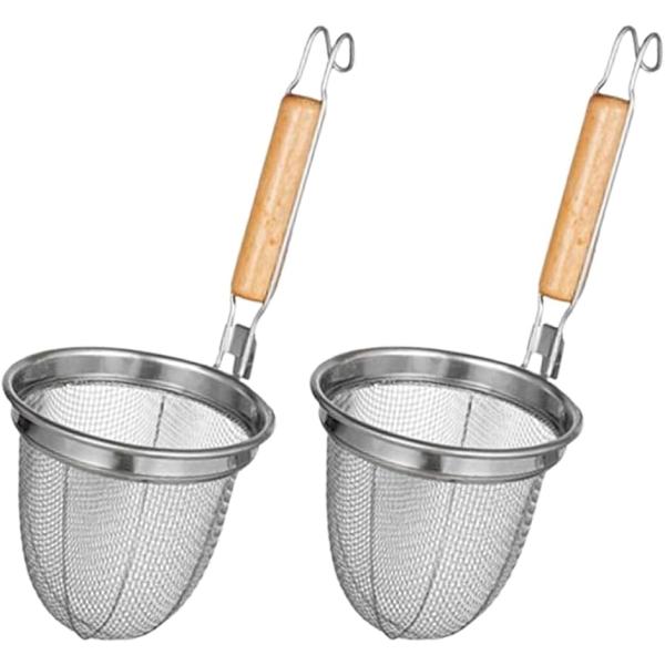 バリエーションコード : 2BU5J4QKHY「安定湯切りラーメンてぼ」 ラーメンなどの麺類に適した丸型メッシュてぼです。1〜3mmの細かい網目で水切れが良く、余分な水分をしっかりカットし、美味しい麺料理が仕上がります。「同時に使えるセット...