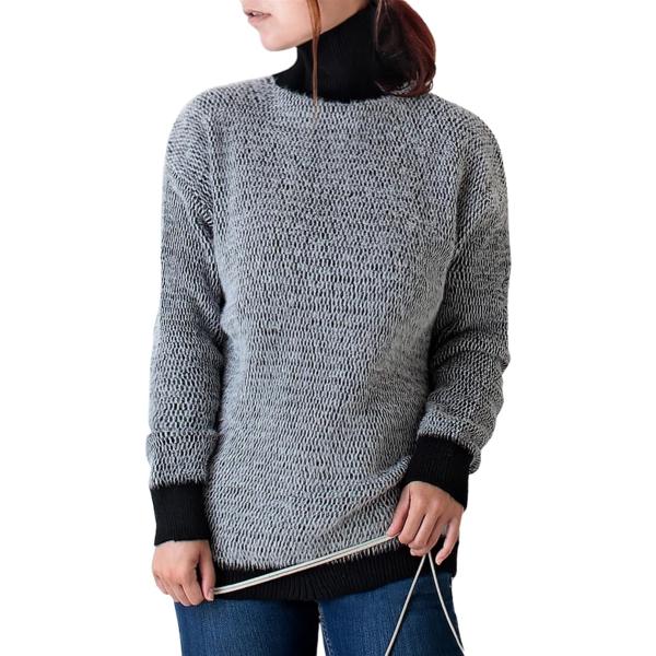 バリエーションコード : 2B9OLJGYXH「肌想いのチクチクしないハイネック ニット」?優しい肌触りの良いレディースのニットセーターです。生地の繊維がお肌にあたってもチクチクしません。?ふわふわとした肉厚な生地で、肌当たりも良く秋物＆冬...