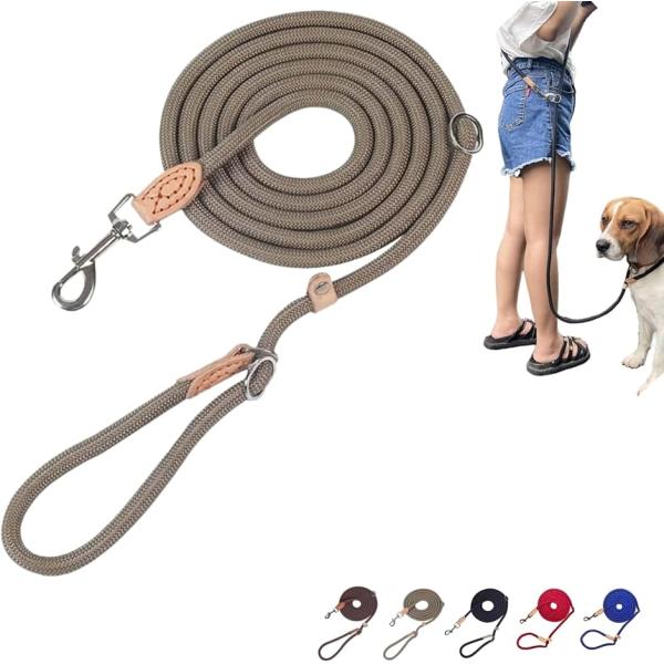 バリエーションコード : 2BU4HO9W41小型犬、中型犬、大型犬などほとんどのサイズのペットに使用可能です。耐荷重：40kgナスカンに近い側の金属製リングをスライドさせて長さを調整し、ナスカンでひっかけて輪っかを作ることによって肩掛けリ...