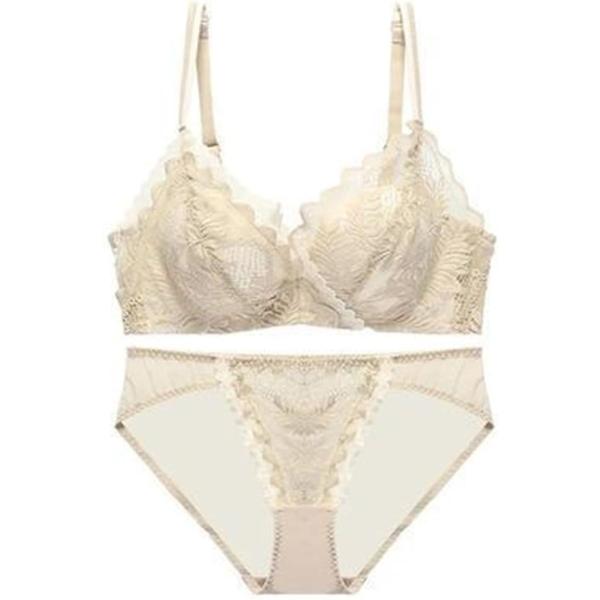 バリエーションコード : 2BULI9IW28このセットは、しっかりした谷間を作り出す内蔵パッドを備え、ホールド力も抜群です。透け感のあるショーツは美しさとセクシーさを兼ね備え、ナイトブラとしてもご利用いただけるため、様々なシーンで活躍しま...