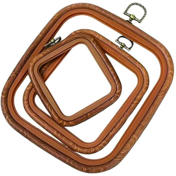 バリエーションコード : 2BUL2O40CQ木目調デザインが特徴の刺しゅう枠3枚セットです。軽量ながら丈夫なABS素材で、扱いやすく長く愛用できます。刺繍の作業用だけでなく、完成した作品をそのまま飾るディスプレイフレームとしても最適。リビ...