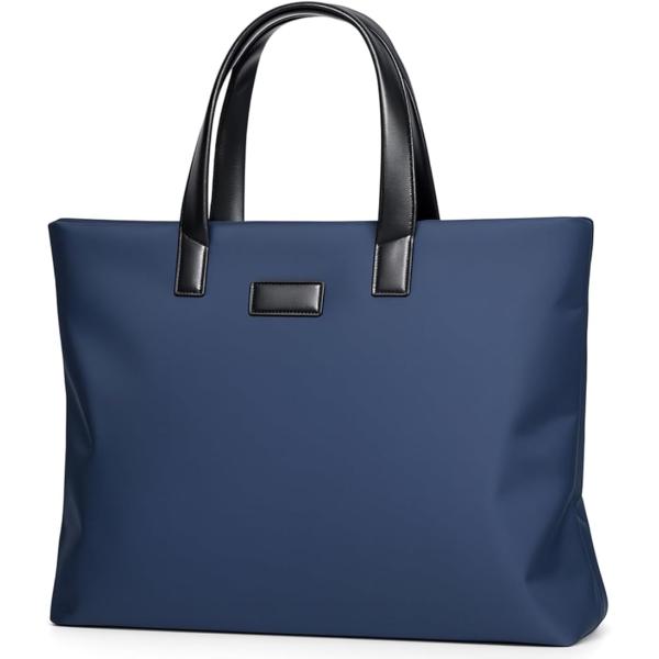 バリエーションコード : 2BUNK6TX1R「軽量設計」約400gの軽量素材を採用し、毎日の通勤や出張も快適。長時間の持ち運びでも肩への負担を軽減します。「撥水素材」高密度ナイロンを使用し、突然の雨でも中身をしっかりガード。PCや書類を水...