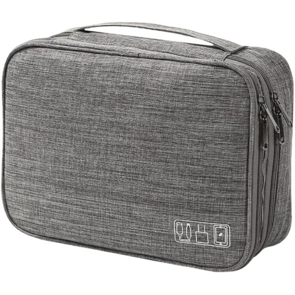 バリエーションコード : 2BUOGP81KL「多機能収納」ケーブルやモバイルバッテリーを整理整頓。旅行や出張にも活躍する便利アイテム。「スマートなデザイン」シンプルで上品な見た目は男女問わず使いやすく、ビジネスシーンにも最適。「軽量で持ち...