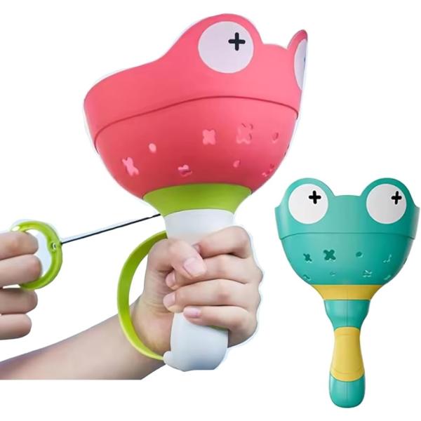 紐を引くだけで空飛ぶ円盤（フライングソーサー）が飛び出す。発射機付きの子供用フライングディスク2個セット。操作が簡単で子供でもすぐに遊べます。フリスビーとは一味違う飛び方はファミリースポーツとして大人も夢中になれる面白さ。新しい楽しみ方を提...