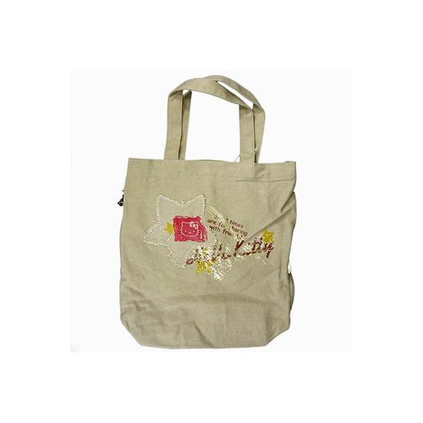 ハローキティー（HelloKitty）トートバッグBEハローキティーのナチュラルトートバッグです！カジュアルファッションとの愛称の良さそうな素材感。サイドにはポケットも付いていて、日常使いにとっても便利ですね。◇サイズ：（縦約37.5cm×...