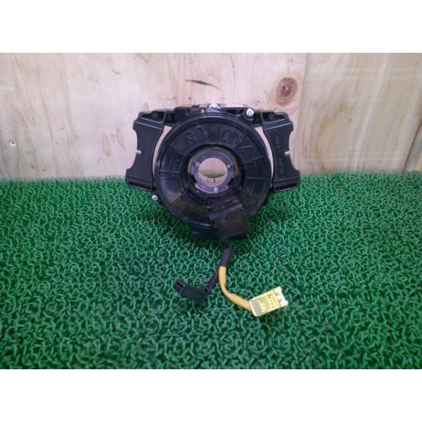 **** 商品説明を必ずご確認ください ****部品管理番号：000024301869950メーカー純正品番：8619A016部品名：その他 電装部品部品区分：リサイクル品管理品番：243018車名：ミニキャブ車両タイプ名：ケイバン通称型式...