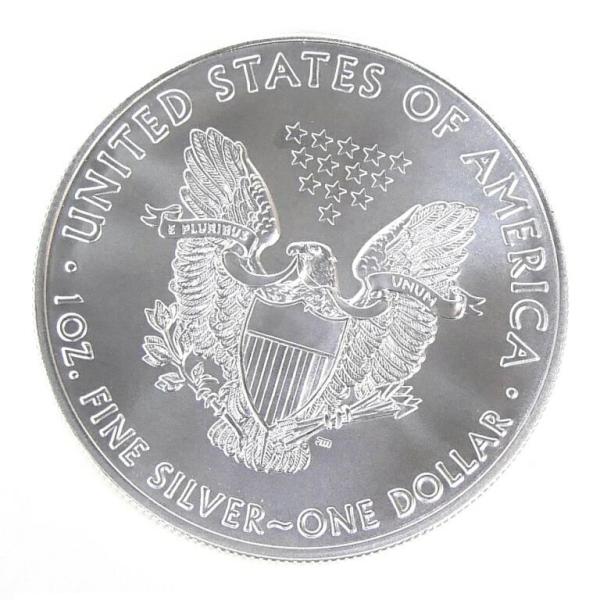 【商品名】: 2021年 アメリカ イーグル銀貨 1オンス　【サイズ】: /直径:40.6mm 重さ:31.1ｇ　【付属品】: プラスチックケース　【ランク】: 新品Nランク/わずかな小キズやくすみ、ミルクスポット（白い斑点）等がある場合が...