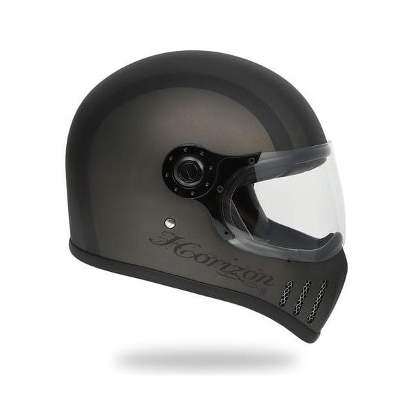 【商品名】JADE HELMET ジェイドヘルメット【カラー】MUSTANG マスタング【商品説明】スマートにシェイプされたノーズが特徴のヘルメット。車両をより攻撃的に演出してくれます。  長めに設計されたノーズと数本のダクトでシールドの曇...