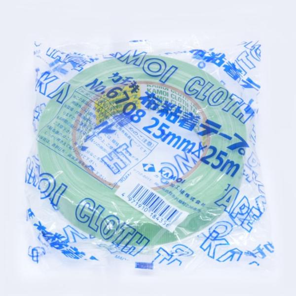 吹付塗装時の布粘着テープです。粘着力が強く、被写体によく馴染む布粘着テープです。手切れ性が良いので作業効率が上がります。仕様個包装商品色：グリーンテープ厚さ：0.270ｍｍ長さ：25m幅：25mm粘着力 1 面：3.33 Ｎ /10ｍｍ