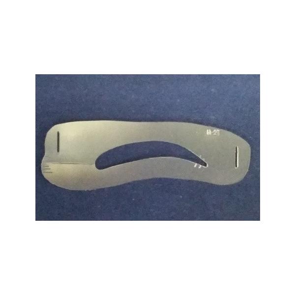 広瀬 すず　さん の眉の形を参考に作った眉毛テンプレート『MAYU美』ぬり絵を描くように片手で簡単にきれいな眉を描くことができる眉毛テンプレートです。眉毛の形は１００種類以上。業界No 1、圧倒的な豊富さです。プロも使う眉毛テンプレートです...