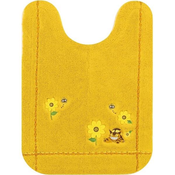 にんまりと笑うネコバスを刺繍で表現した楽しいデザイン☆存在感たっぷり！猫バスのトイレシリーズ『花のバス停』 センコー となりのトトロ ネコバス トイレ カバー 便座カバー ふたカバー  フタカバー ペーパーホルダーカバー スリッパ トイレタ...