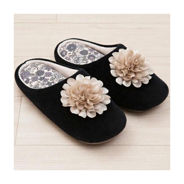 大小の花が足元を飾る！にぎやかで楽しいデザインのスリッパ☆センコースリッパ ボタニカル かわいい 可愛い スリッパ デザイン インテリア スリッパ ソフトスリッパ 花 花モチーフ 花柄 ふかふか プレゼント 洗濯可 ウォッシャブル 新生活【...