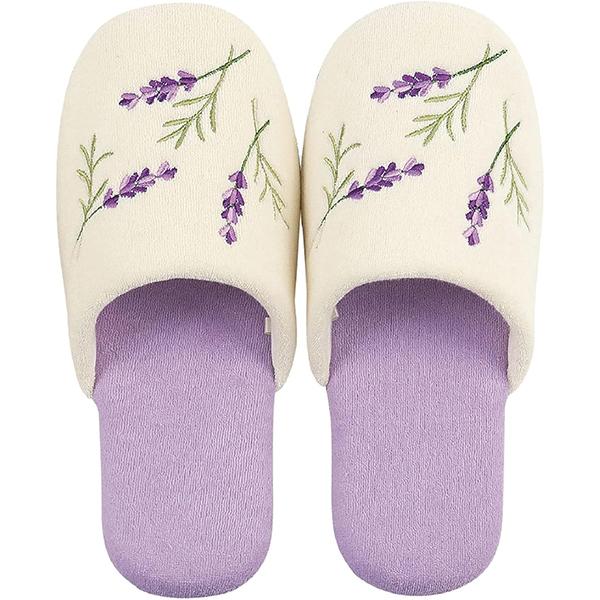 ラベンダーの刺繍にラベンダーカラーが愛らしい、トイレタリーyorisou 優しいラベンダーカラー『スイートラベンダー』トイレスリッパ フリーサイズ 優しいカラー パステルカラー 花柄 紫 センコートイレタリー 簡単 吸着 温水洗浄 暖房便座...