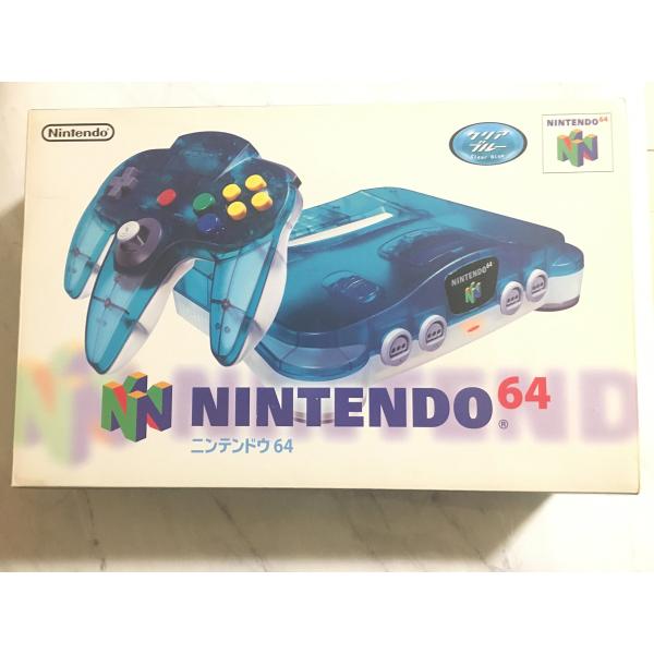 １枚目の商品画像はサンプル画像です。実際に届く商品と異なりますので、2枚目以降の画像が現品画像でございますのでご覧ください。（2枚目以降の画像がない商品もございます）NINTENDO64　クリアブルー　すぐ遊べるセット商品内容　本体1台　同...