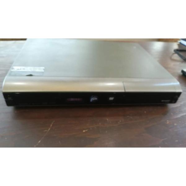 対応メディア：DVD-R/-RW, カードスロット：なしLAN端子：なし, DV端子：あり, D端子(出力)：D4X1, 光D音声(出力)：1, HDMI端子(出力)：1HDD録画：425/22時間, メディア録画：8/1時間, 高速ハイビ...