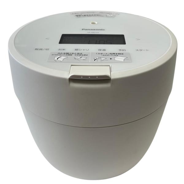 「コンパクト設計」なのに「圧力」でふっくらおいしく。5合炊きなのに当社3合炊き(SR-JX058)より小さい設置面積。羽釜の発熱性と竈の蓄熱性を兼ね備えた釜で一粒一粒お米の芯まで熱を伝える「ダイヤモンド竈釜」気になるお手入れを簡単に「お手入...