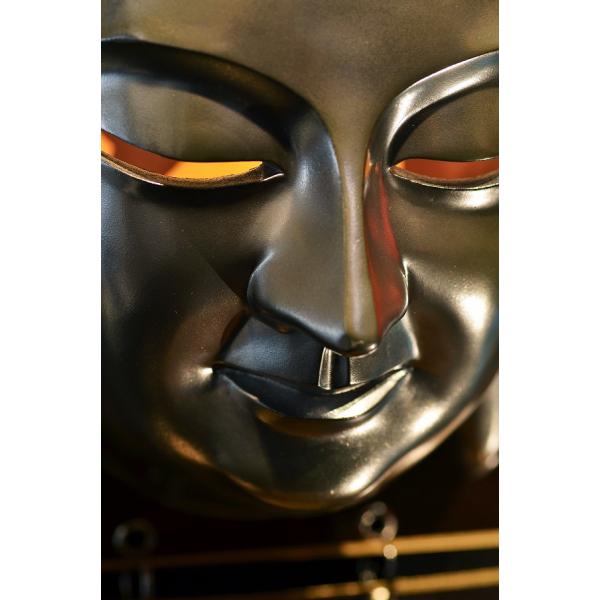 ミロクメン(シルバー)これまでデパート展示会での店頭販売および雑誌販売のみでしたが、好評につき、いよいよ通常販売が決定。サイズ：（仏面単体）縦25cm×横20cm×奥行13cm材質　：レジン製伝統、古えの行道面・仏面を研究の末、現代に相応し...