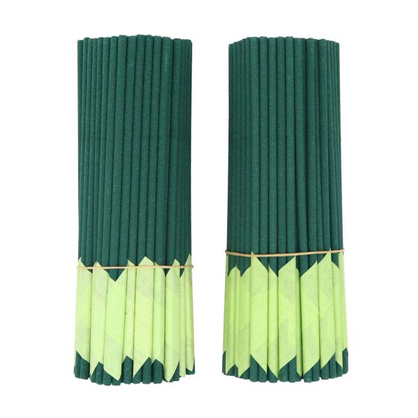 <商品説明>        ・3本1巻になっており、1本の直径約3.5mmと太めのお線香です。・風に強く、安定して燃え続けるのが特長で、お墓参りや野外の霊場でのご使用に最適です。・高野山奥之院でも長年使用されており、その香りは2...