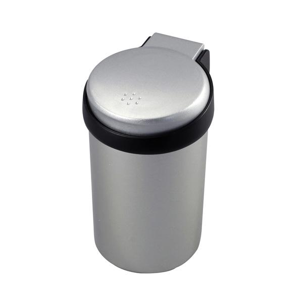 大型レンズ採用で、夜間の喫煙に便利！●グリーンLED仕様●夜間の喫煙に便利なLED照明付きの灰皿。●たばこ置きや、差し込むだけで消化できる1アクション火消し口付き（スーパースリムタバコにも対応）●フタの開く角度でLEDの点灯・消灯ができ電池...