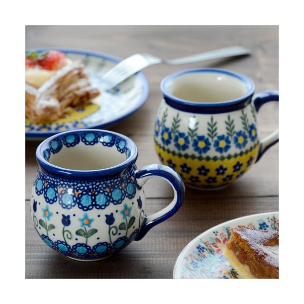 ブランド：ポーリッシュポタリー商品名：ポーリッシュマグ （小）200ml素材：陶器絵柄：3種類サイズ：φ85mm×H80mm生産国 ：HAND MADE IN POLAND（ポーランド）／VENA（ヴェナ社）製＊レンジ・オーブン・食洗機対応...