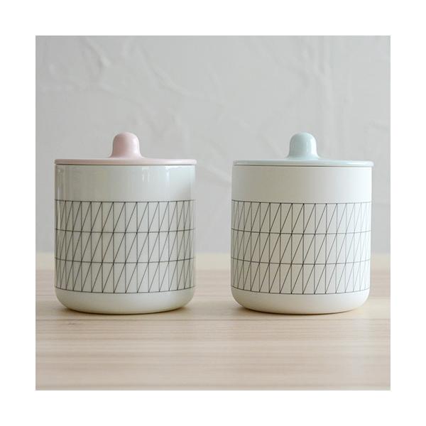 ブランド：1616 / arita japanデザイナー：ショルテン＆バーイングス商品名：S&amp;B ティーコンテナ（シュガーポット）カラー：3種類（ライトブルー・ライトピンク・レッド）素材：陶磁器サイズ：φ90×H115mm生産地：日...