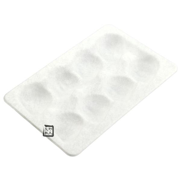 ※ご注意ください※個人宅配送不可の為、お届け先住所に農園名、店舗名、営業所名等屋号が必須となります。規格：133×200mm材質：不織布/A-PET仕様：8穴開き重量/枚：16gメーカー：株式会社コバヤシ1ケース：50枚×6入り柔らかく、伸...