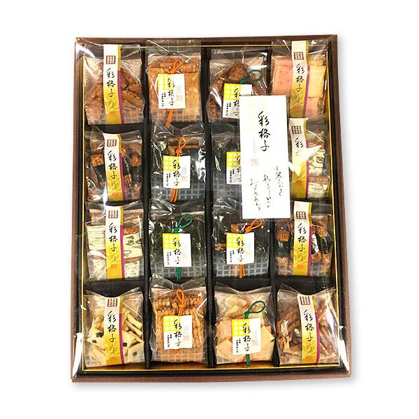 法善寺あられは産地厳選の国産水稲もち米にこだわり、なにわの味として広く親しまれてきました。その伝統の技を受け継いできた、職人お奨めの逸品が「彩格子」になりました。小つぶの商品を小袋に入れ、バラエティに富んだ商品となっております。［分類］あら...