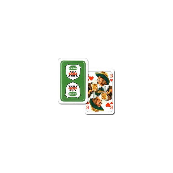 “SKAT（スカート）”とはドイツでポピュラーなカードゲームで、32枚のトランプを使います。日本では、トランプといえば52枚ですがドイツでは32枚が一般的。同じくスペインやイタリアでは40枚など、伝統的なカードゲームには、地方毎に特徴あるト...