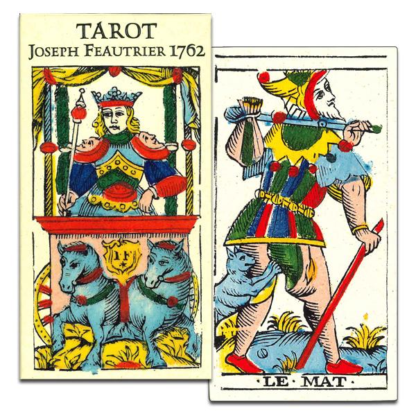 カードは、大アルカナと呼ばれる22枚と小アルカナと呼ばれる56枚の合計78枚組み。大アルカナのカード下部にはフランス語によるカード名称、上部にはカード番号が書かれています。8番が「IVSTICE（正義）」、11番が「LA FORCE（力）」...