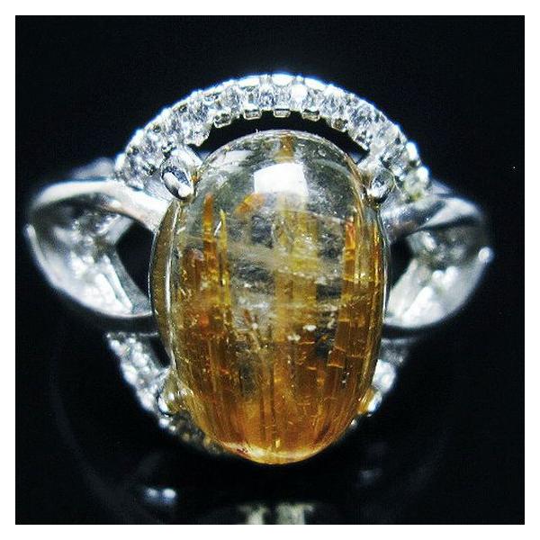 【タイチンルチルクォーツ（太金針水晶）】タイチンルチルは太い金針が入った針入り水晶です。金針ルチルの中でも特に強いパワーを持つ最強の水晶の一つであるといわれています。太い金針が入ることによって、より強力な金針ルチルの開運効果があるとされます...