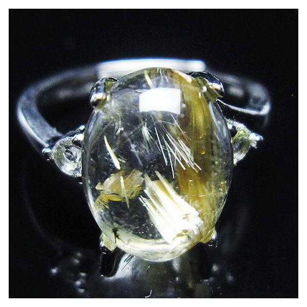 【タイチンルチルクォーツ（太金針水晶）】タイチンルチルは太い金針が入った針入り水晶です。金針ルチルの中でも特に強いパワーを持つ最強の水晶の一つであるといわれています。太い金針が入ることによって、より強力な金針ルチルの開運効果があるとされます...